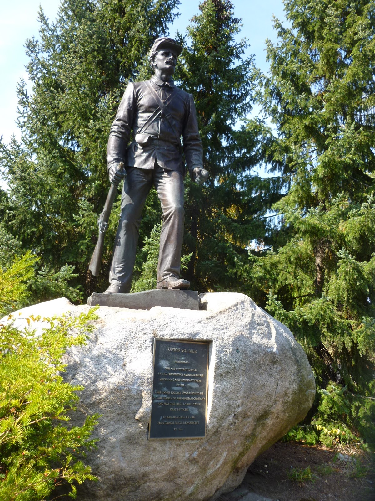 Photo-ops: Civil War Monument: Union Soldier - Providence, RI