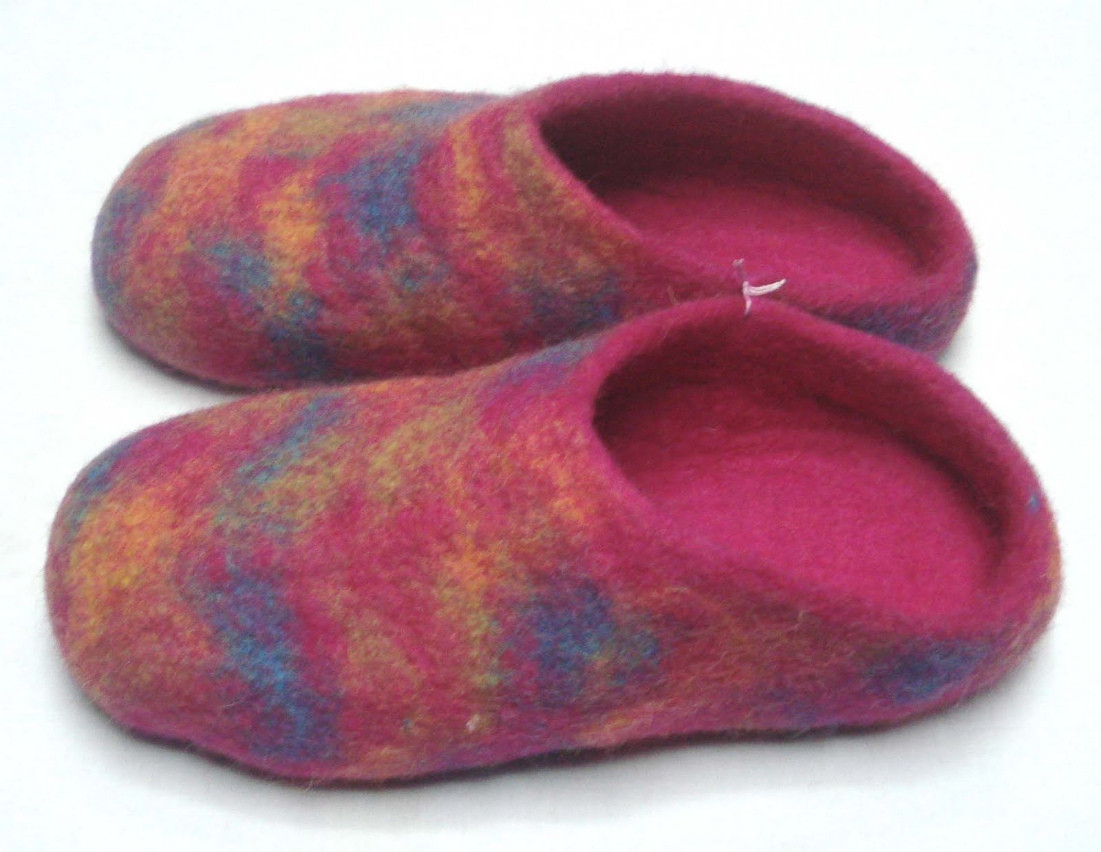 Handicraft in Nepal: Felt Shoes/Silpper