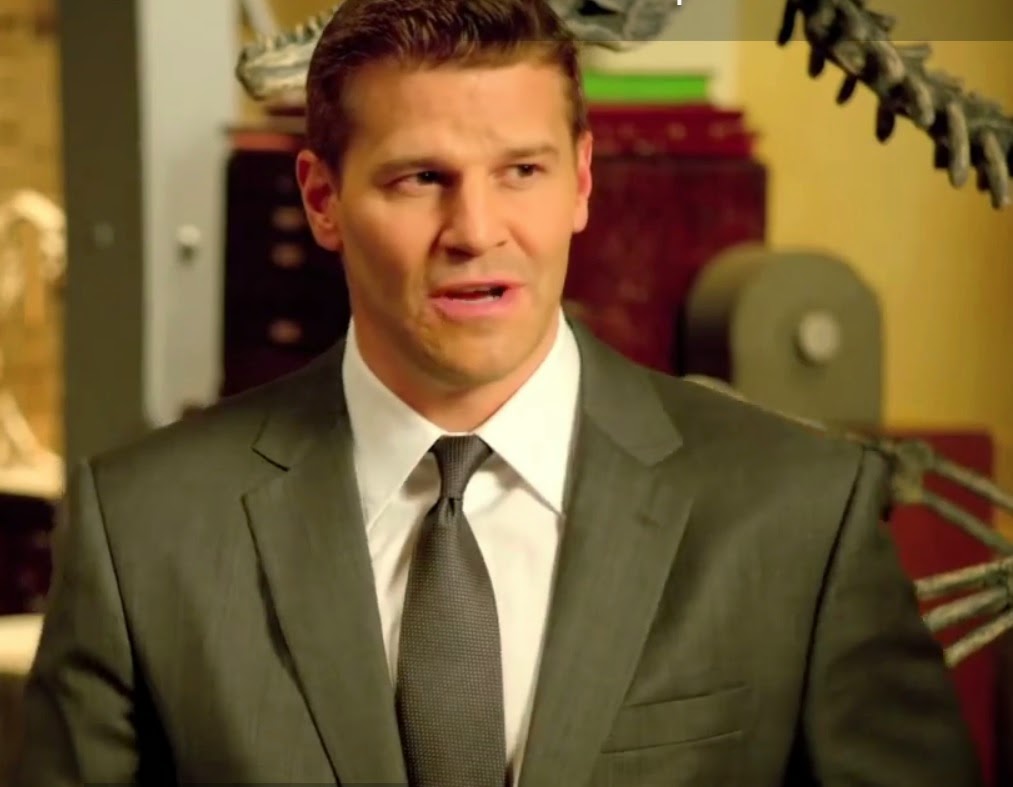 Historias de la Vieja Loba: Bones. Stephen Nathan: "Todo indica que ...