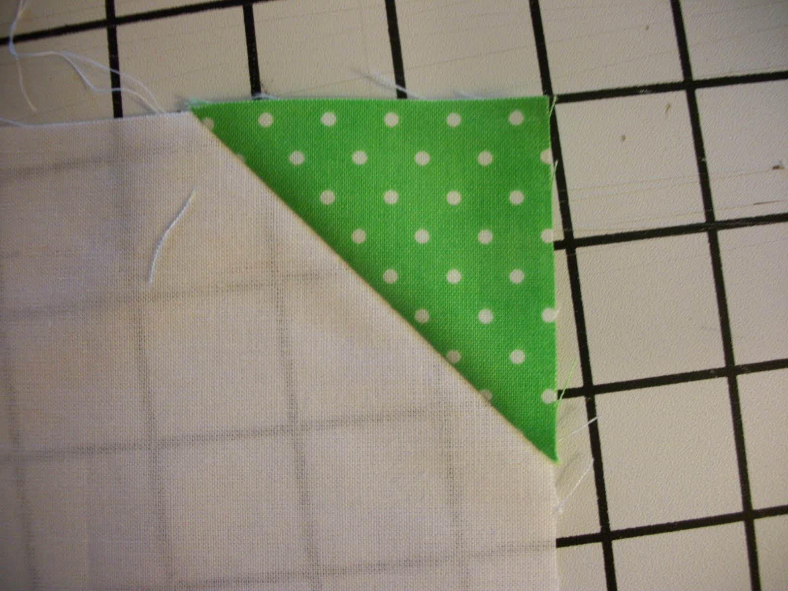 Craizee Corners: Corner Triangle Tutorial