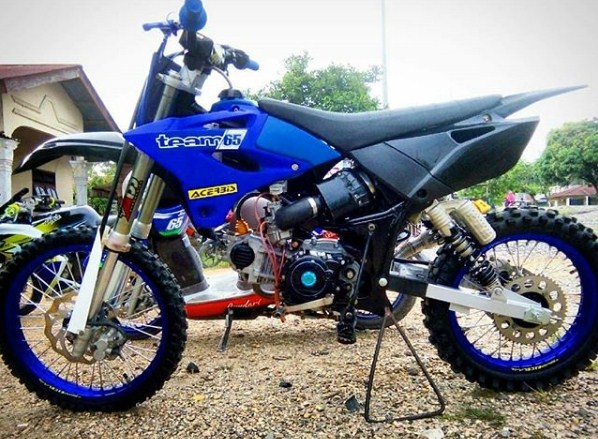 Gambar Modifikasi Bodi Bebek Modif Motor Trail Cross Dan Gestrek Pakai ...