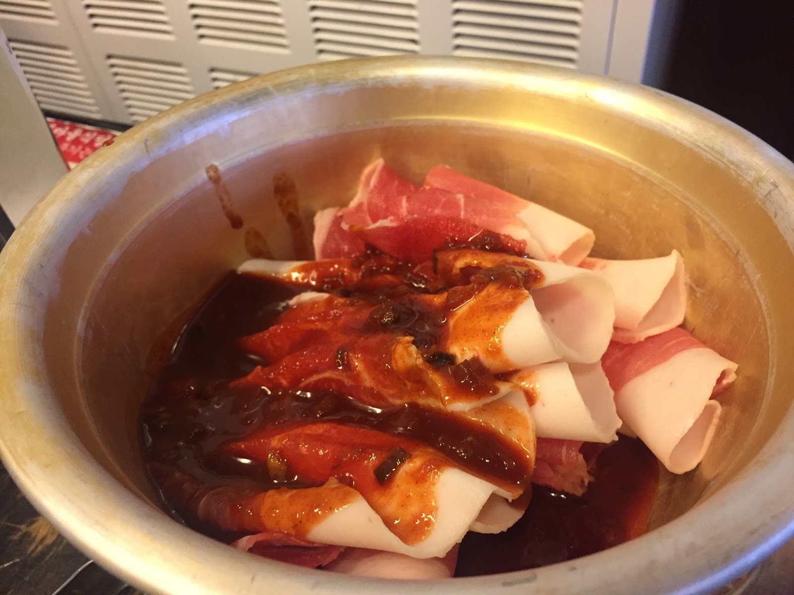 AREX: [Hongdae] What to Eat in Hongdae - Saemaul Restaurant Korean BBQ