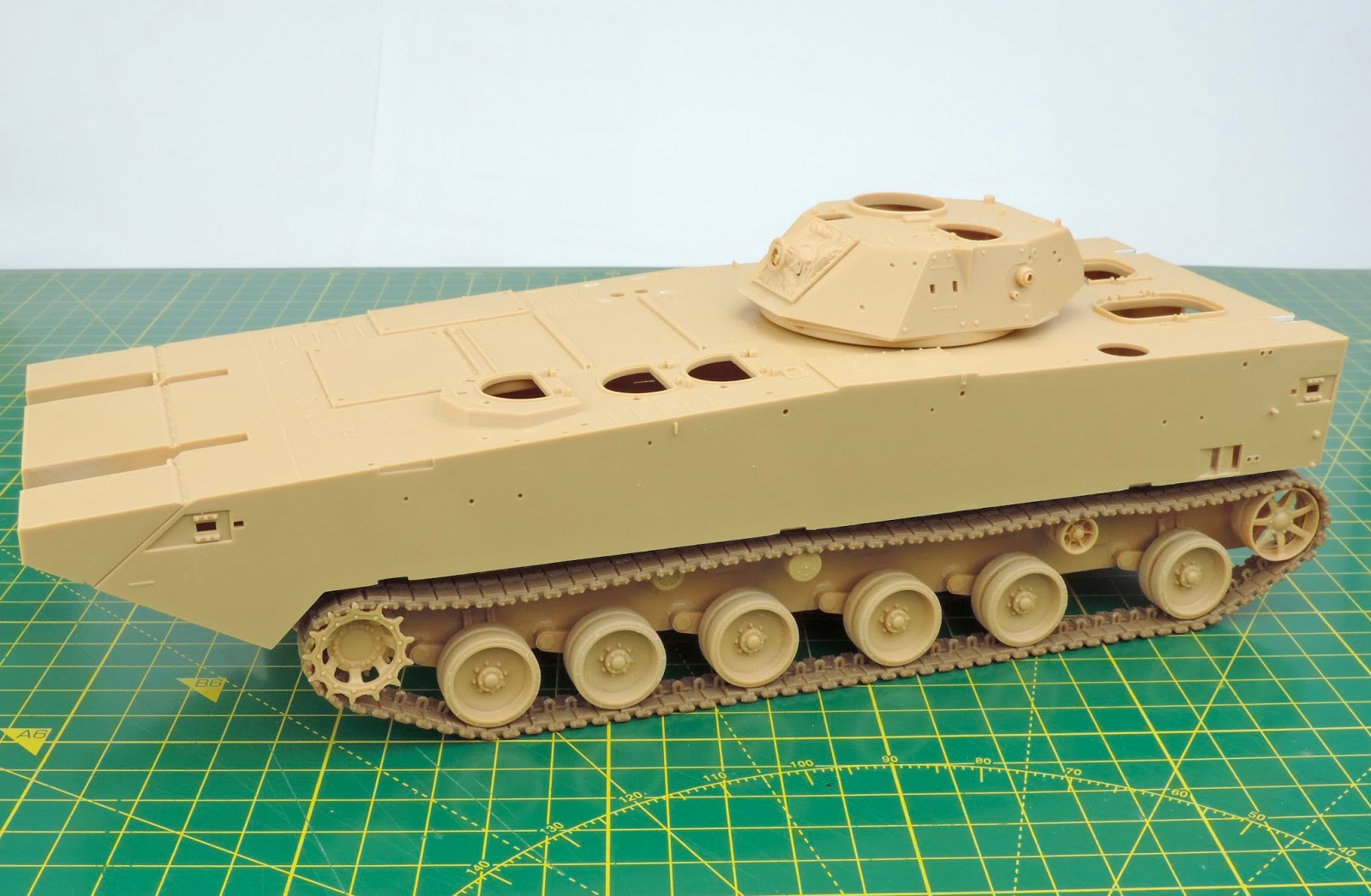 Pete's Model World : PLA ZBD-05 IFV Tracks On!