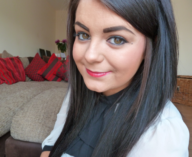 Magic's in the Make Up: Laura Mercier Foundation Primer and Silk Creme ...