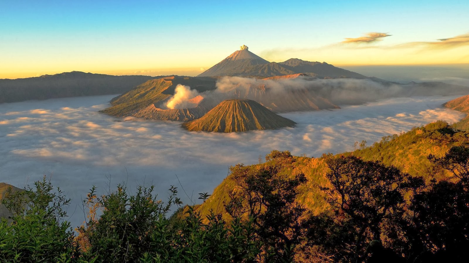 Bentuk-Bentuk Gunung Api - Geograph88