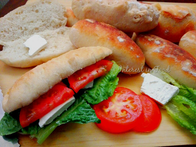 Interest in Food: How to make Ciriola Roman bread?