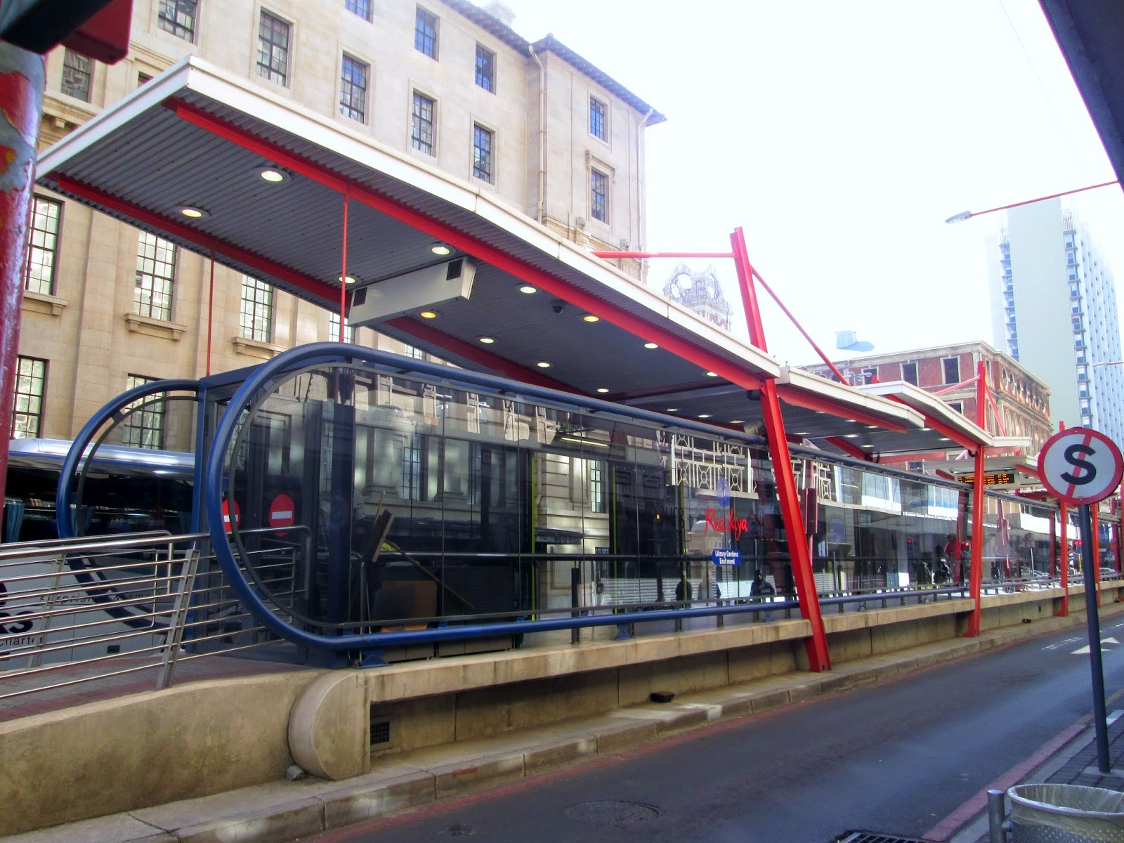 The Great Wildebeest Migration: Rea Vaya