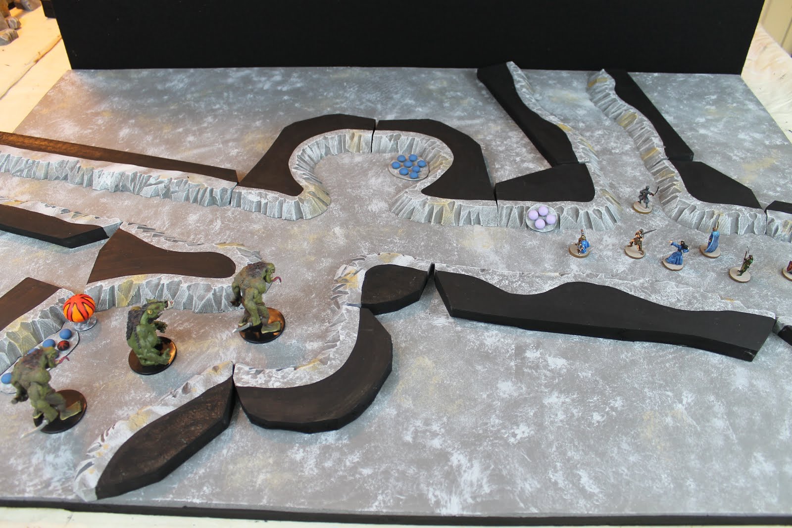 Eric's Days of Battle: Dungeons and Dragons Terrain
