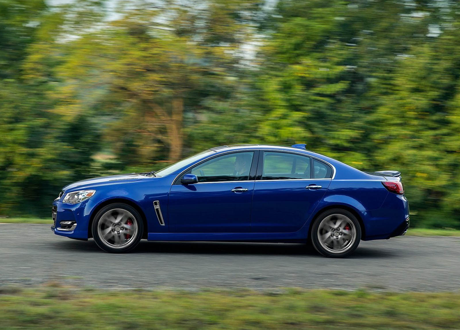 Better Act Fast: Chevy SS Order Books Close This Month - Types cars