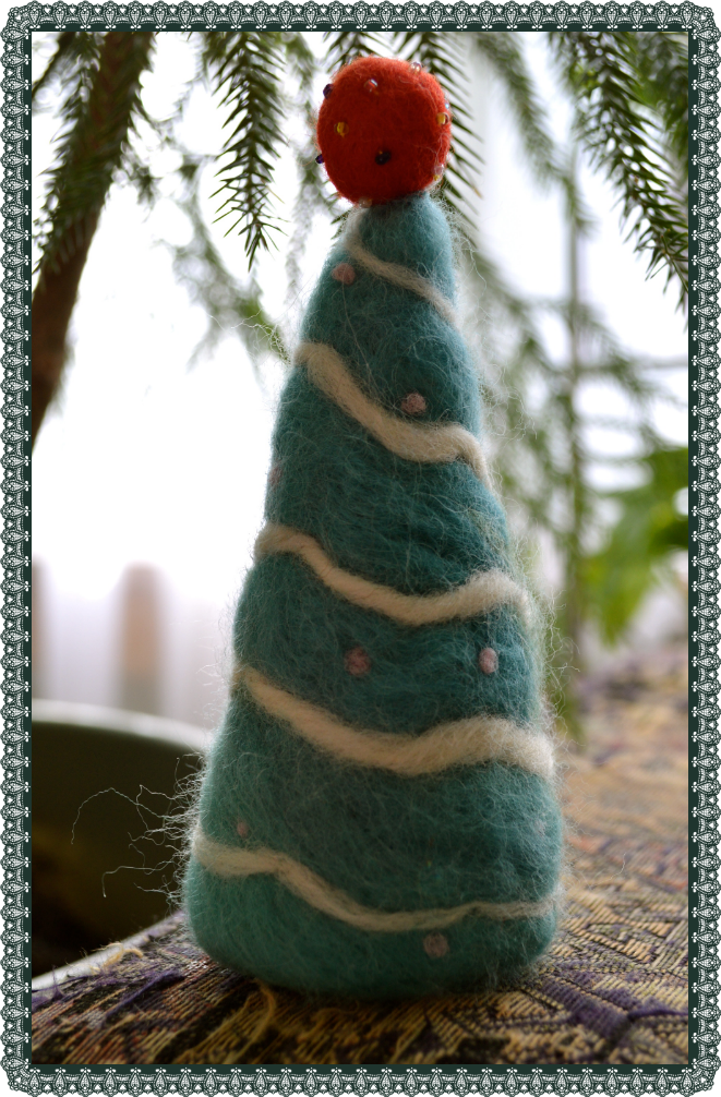 Marvelously Messy : Simple Christmas Tree Craft Tutorial