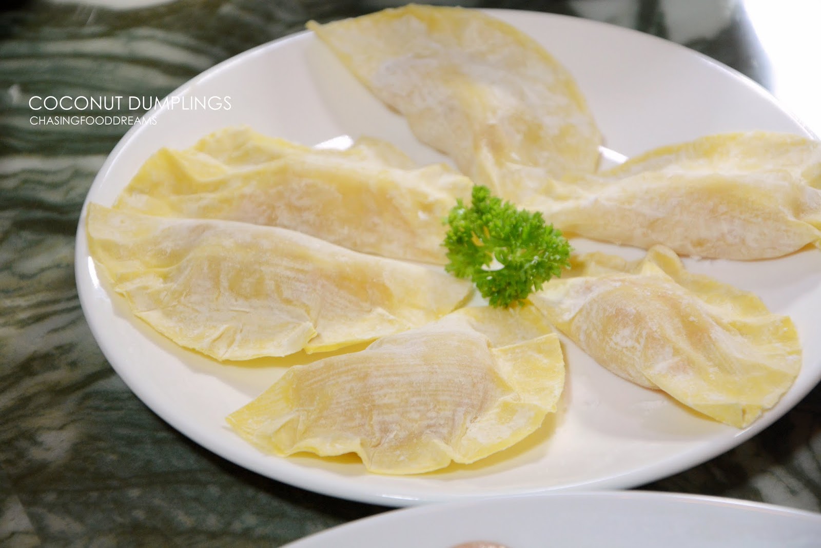 CHASING FOOD DREAMS: Yezi Premium Specialty Steamboat @ The Roof