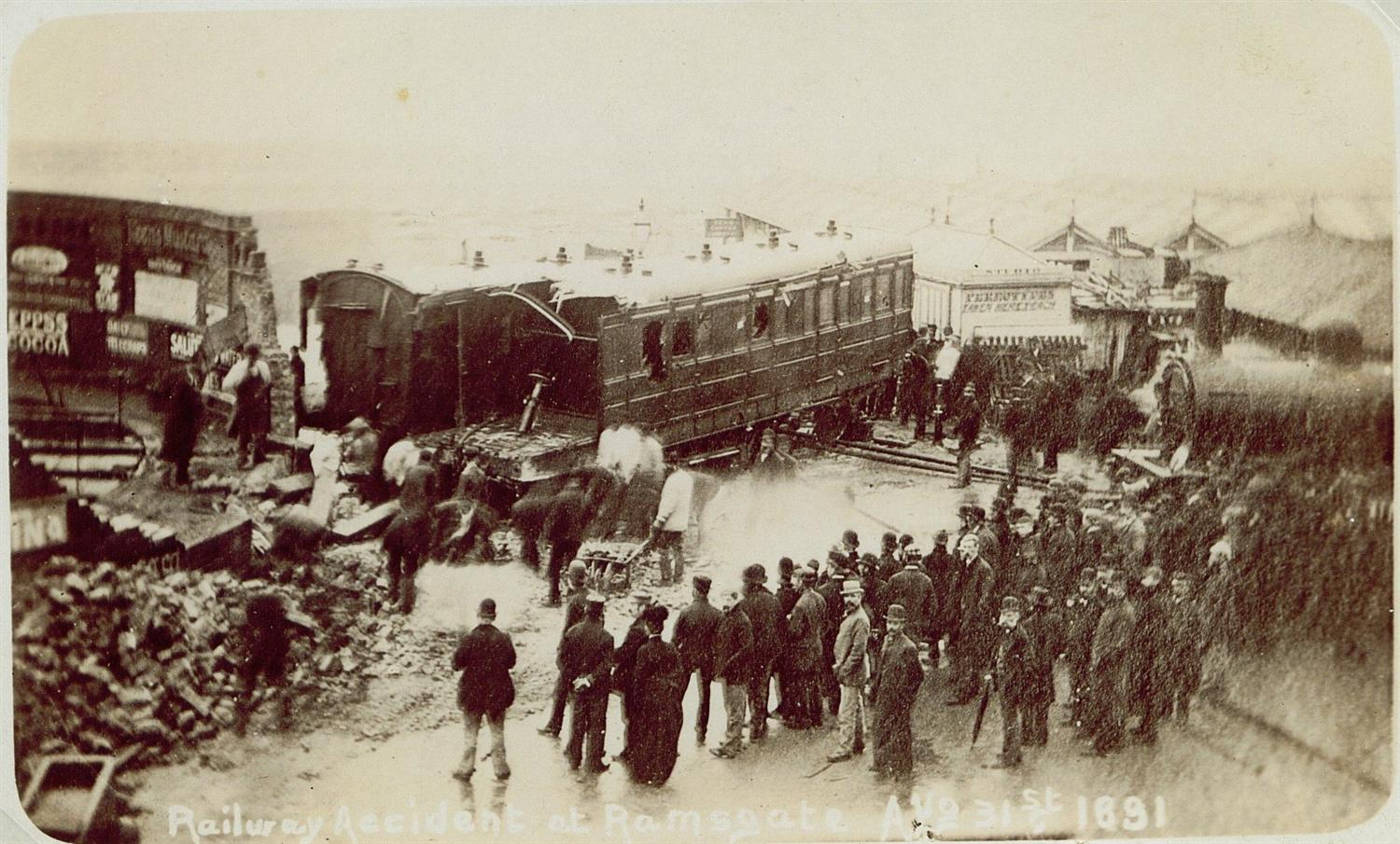thanetonline: Ramsgate Railway Accidents, Tall Ships and a couple of ...