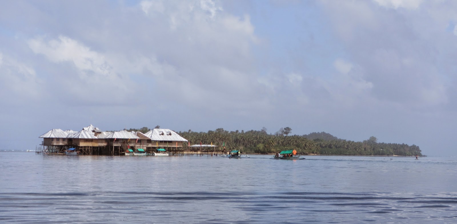 LEXICAL CROWN: SIBADAN FISH CAGE AND RESORT (PHILIPPINES)