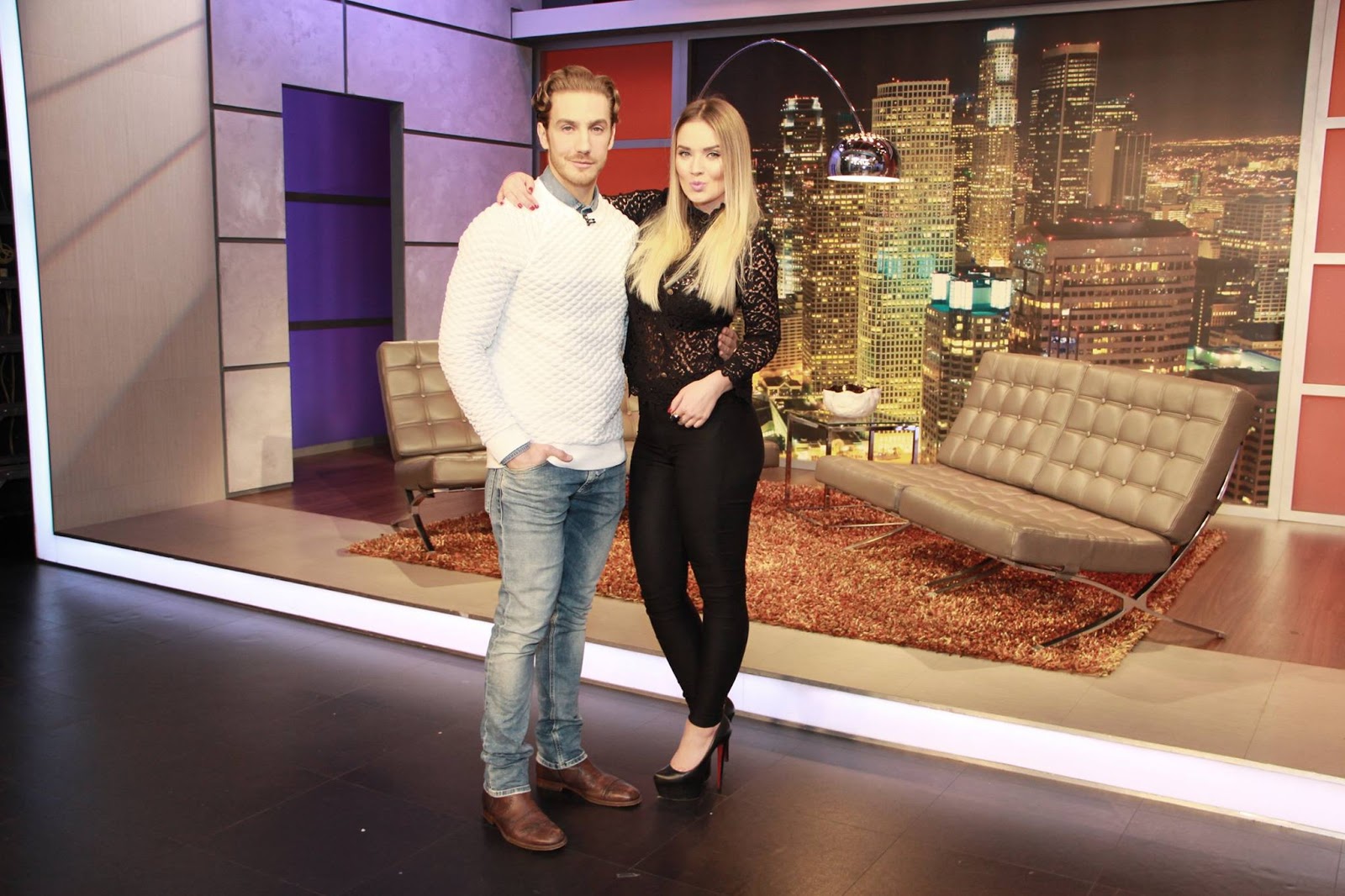 Fotos: Kimberly Dos Ramos y Eugenio Siller en Titulares y más — Febrero ... Fotos: Kimberly Dos Ramos y Eugenio Siller en Titulares y más — Febrero ...
