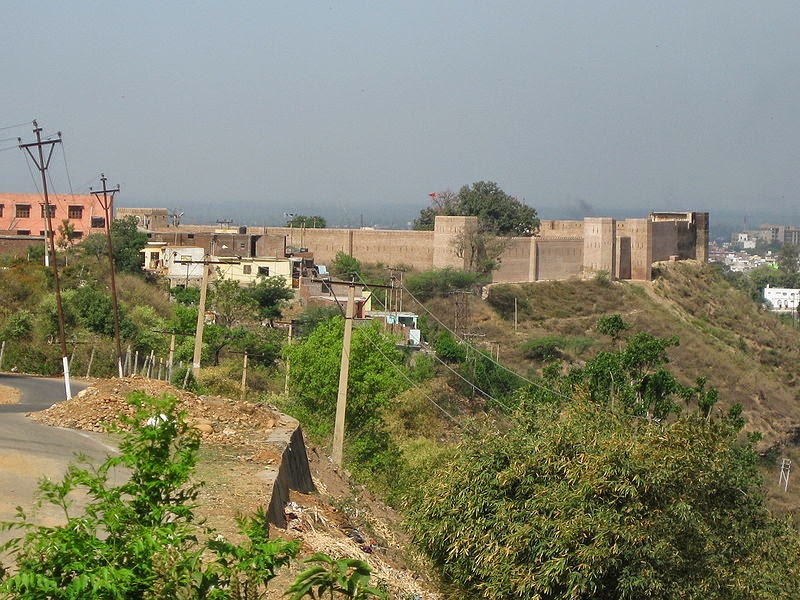 Places to visit in Jammu and Kashmir: Bahu Fort, Jammu and Kashmir ...