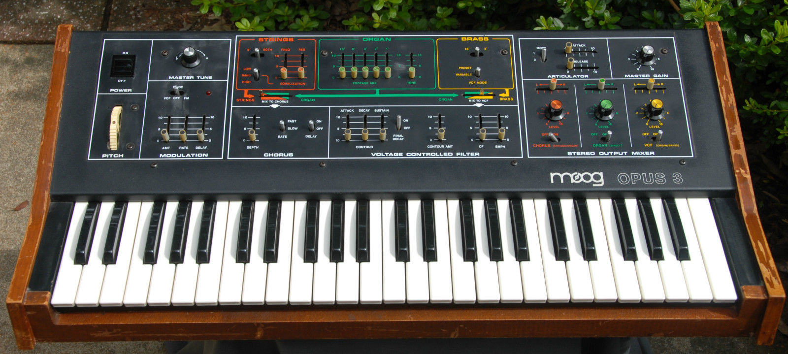 MATRIXSYNTH: Moog Opus-3 Vintage Analog Strings Organ Brass Synth