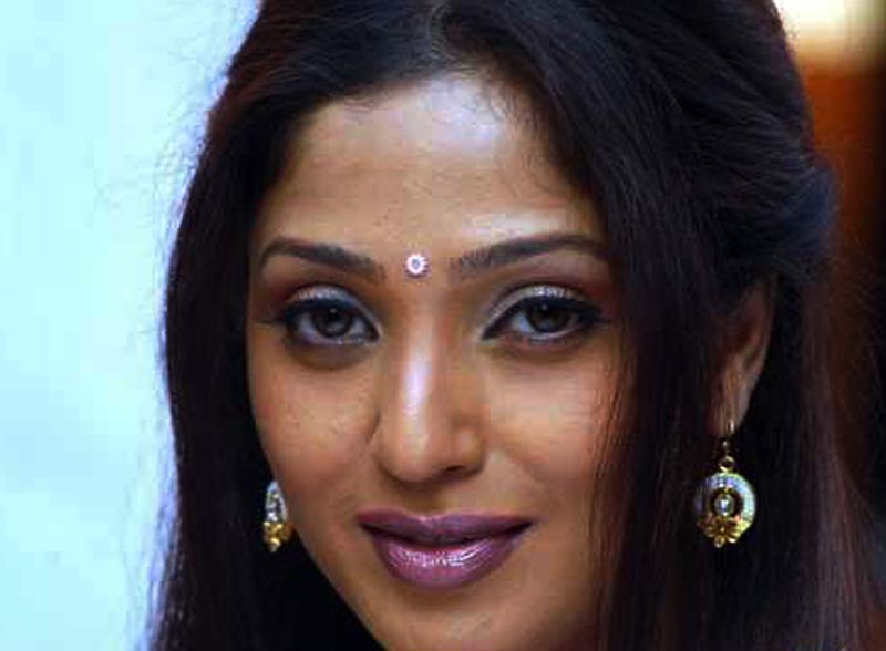 Photo & Wallpaper Gallery: Suman Ranganathan