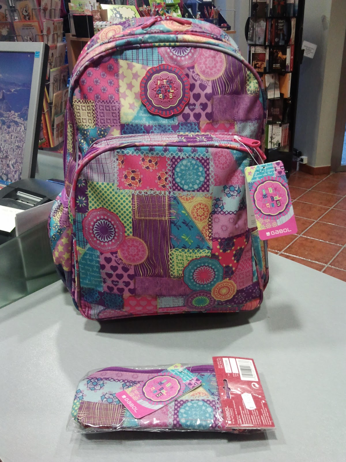 Librería Alejandría de Alovera: Nueva coleccion mochilas GABOL