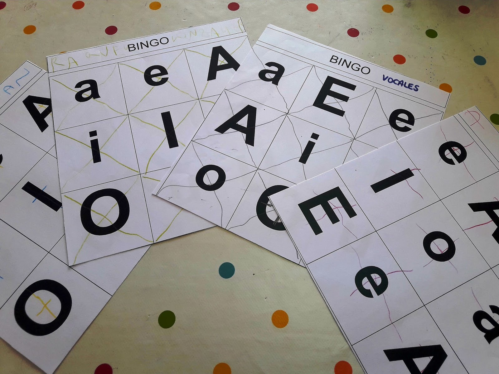 HABLO Y CUENTO CON MIS PEQUES: LAS VOCALES