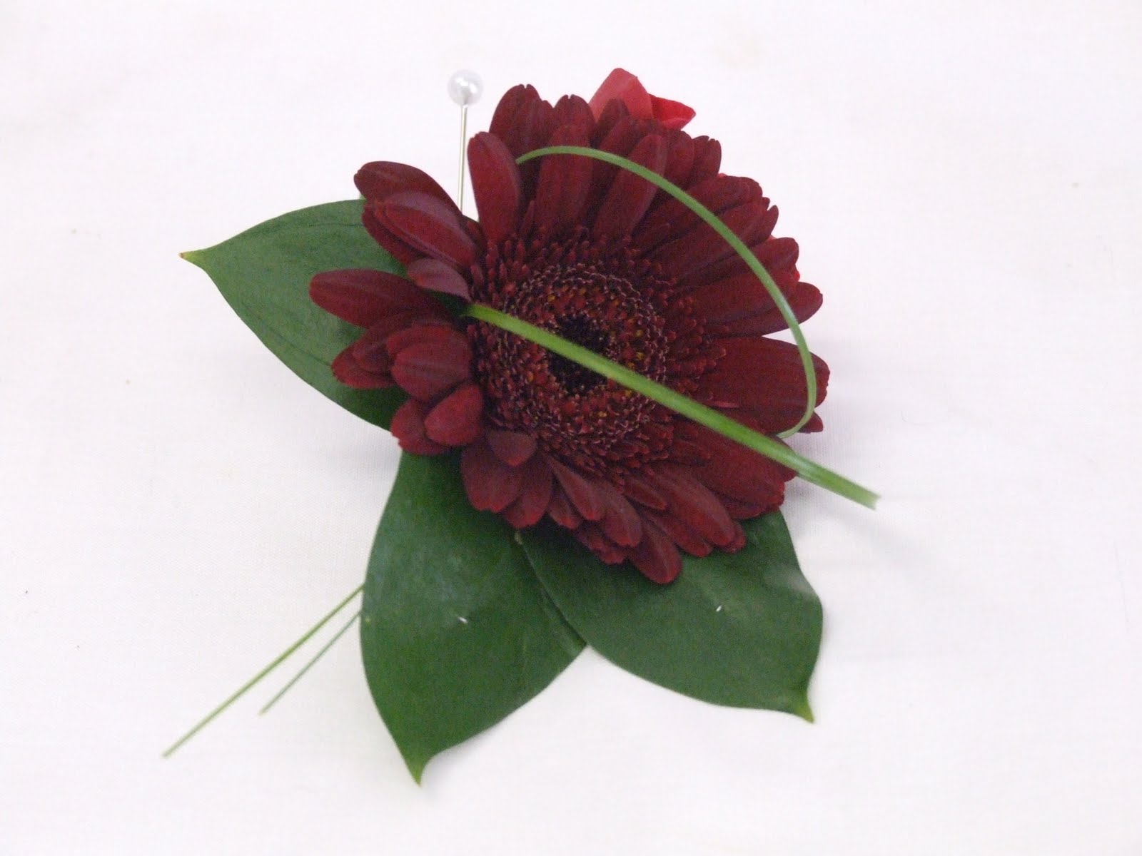 RJ's Florist: Colourful gerbera wedding