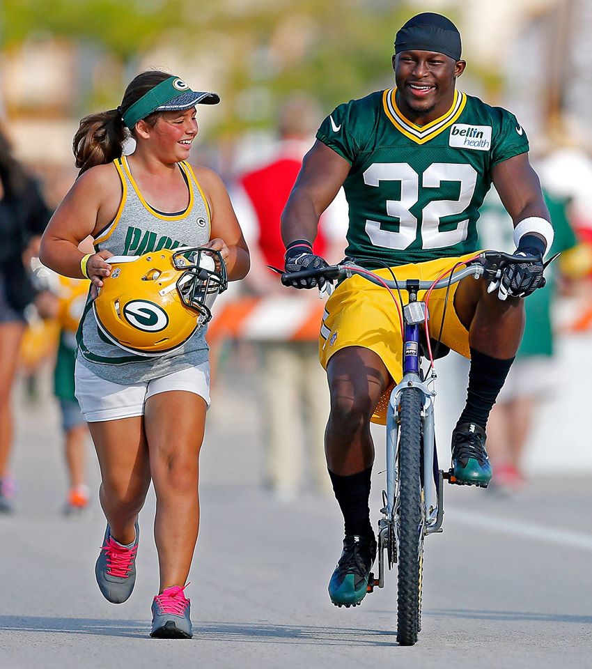 THE INSIDE STORI - BY MARY STORI: CONTINUING TRADITION - PACKERS BIKE ...