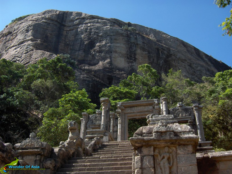 Yapahuwa (Kingdom of Dambadeniya) ~ Sri Lankan Tourism