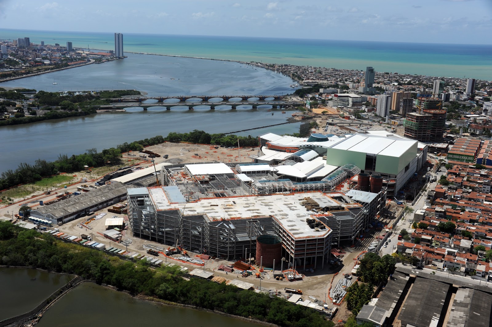 RECIFE | Complejo Corporativo & Comercial RioMar | 3 x 33p | E/C ...