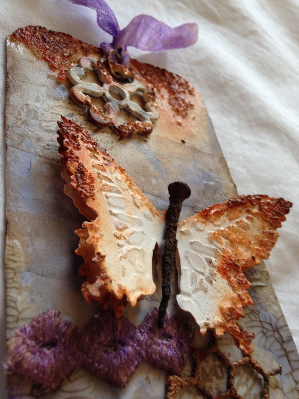 sarascloset: A Vintage Journey Guest Designer-- Rusted Porcelain