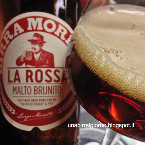 UNA BIRRA AL GIORNO: Poretti 6 Luppoli Bock Rossa vs. Birra Moretti La ...