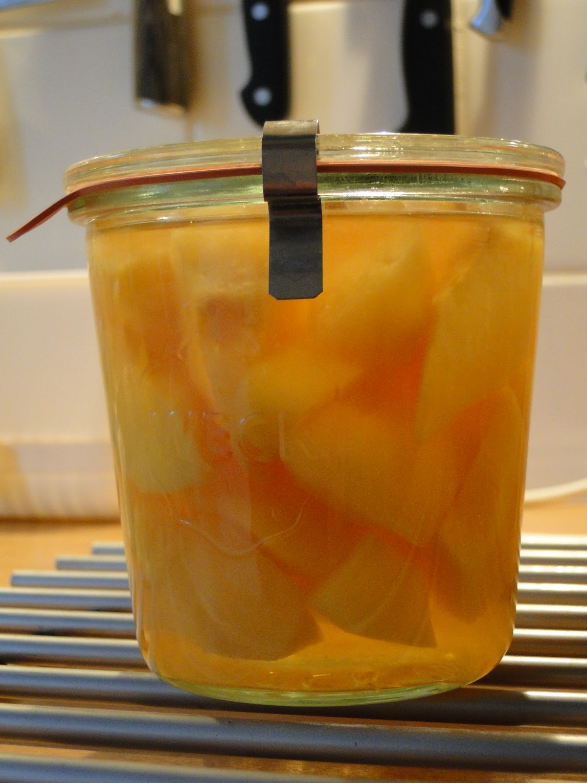 Piekerans: Kweeperen op siroop