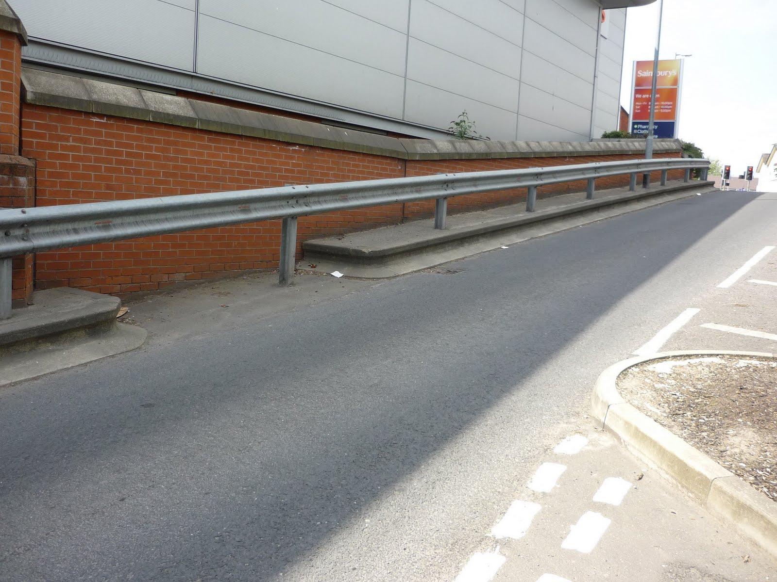 Mad Cycle Lanes of Manchester: Fallowfield Loop - the Sainsbury's Tunnel