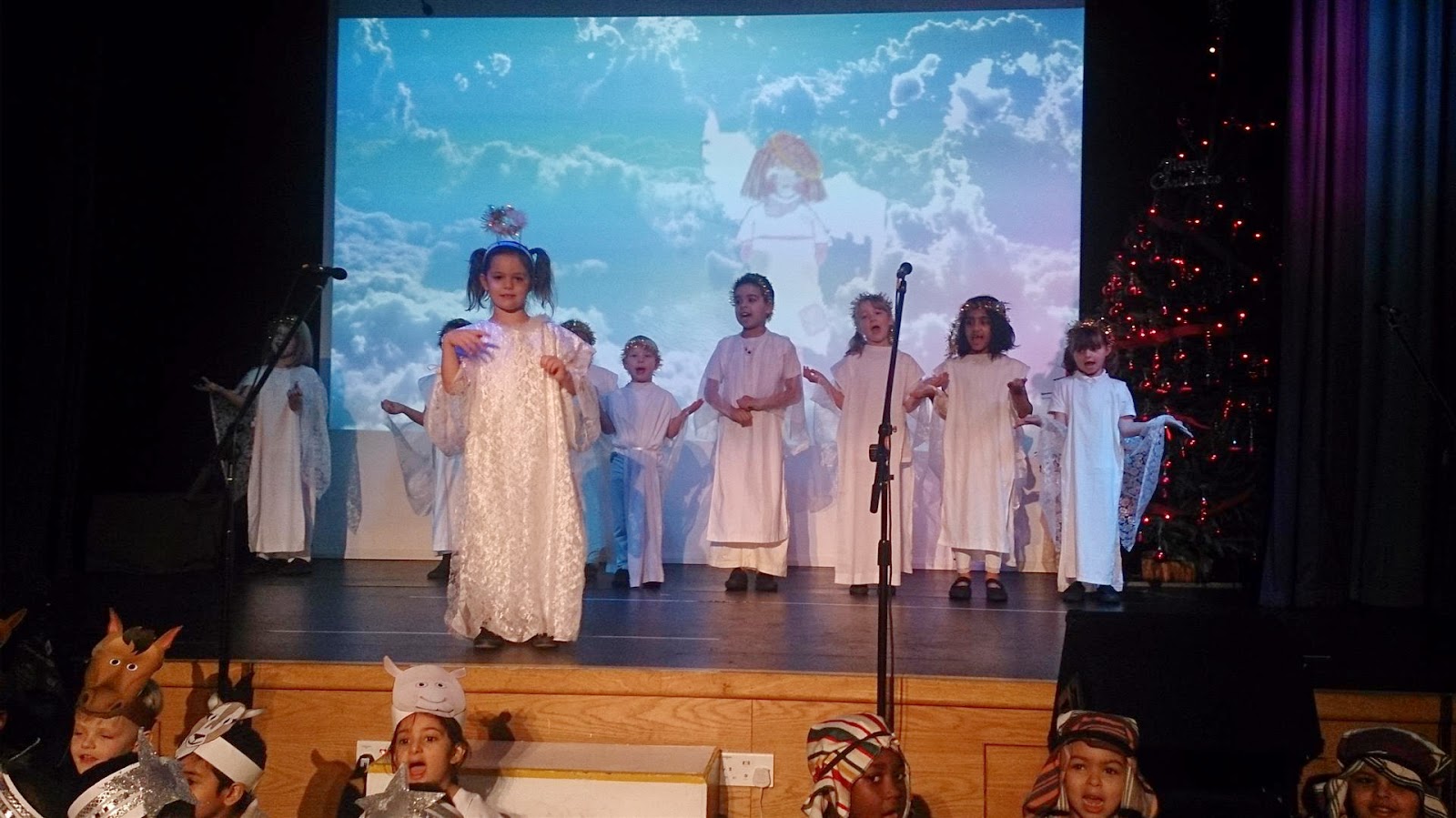 Headteacher's blog: year 1 and 2 Nativity