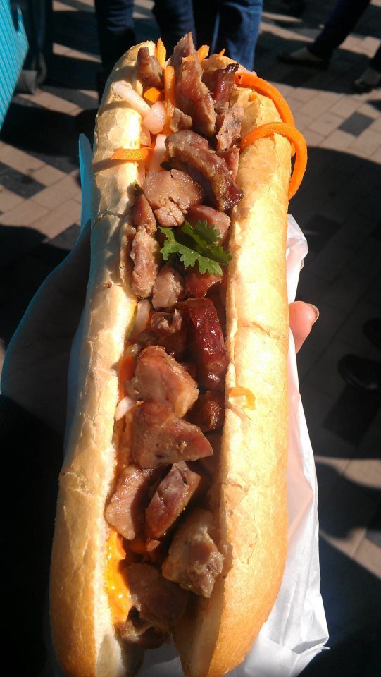 Mami-Eggroll: Mami's Food truck inspired "Banh Mi" Vietnamese sandwich