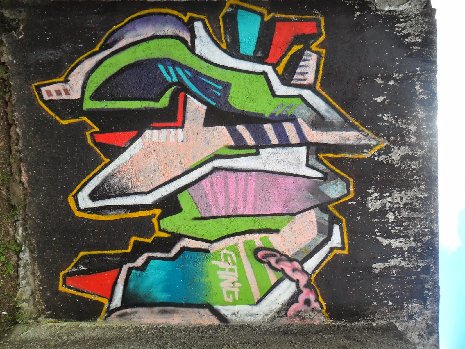 SMILE : Graffiti nas ruas do Xaxim