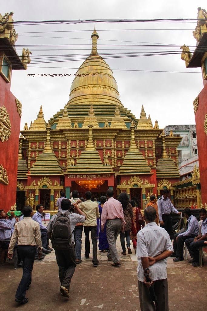 kharagpurmylove: Kharagpurmylove present Durga Puja in 2013 kolkata