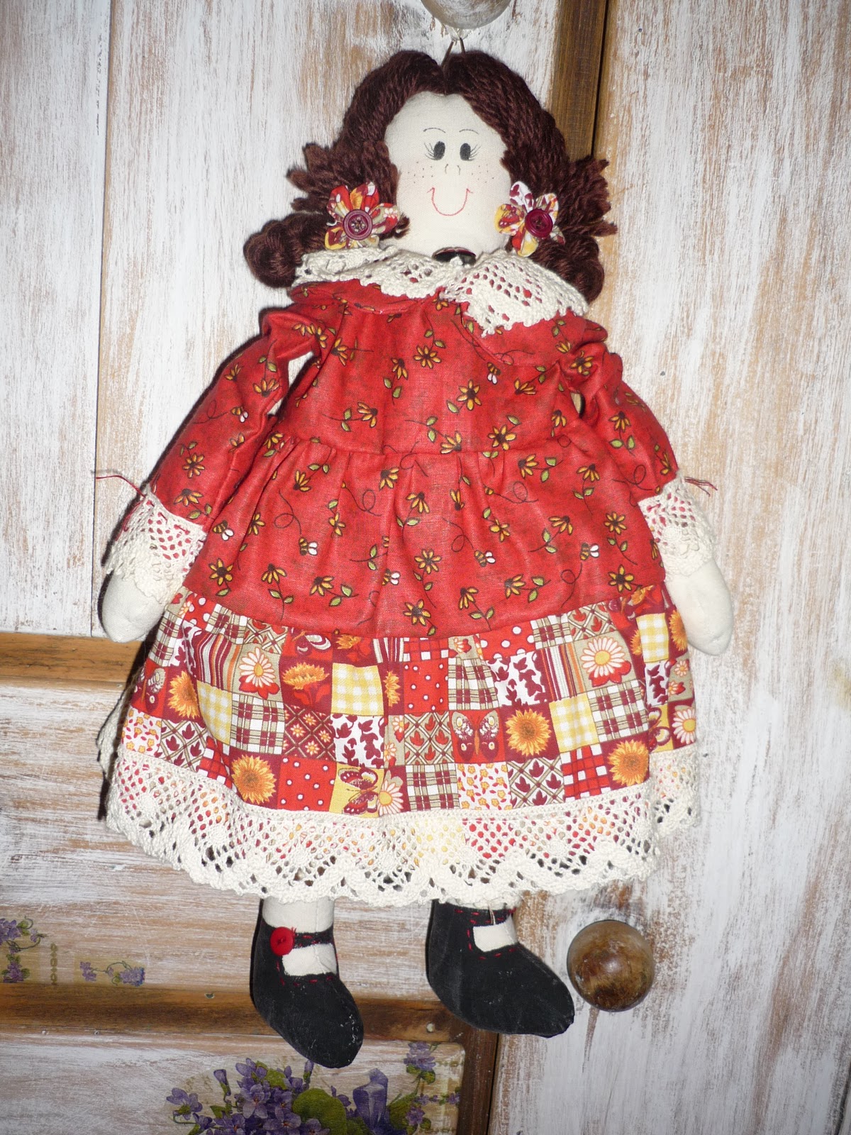 ARTE COM PANOS - patchwork e bonecas de pano: boneca de pano em patchwork estilo country