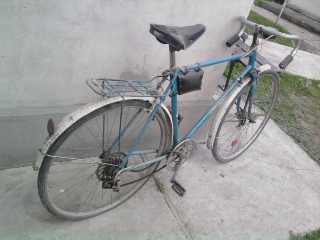 CUCERIREA LUMII: Inventii, descoperiri, mamaliga cu branza de cal....