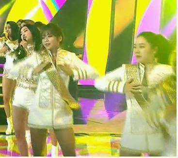 [Instiz] Sistar's backup dancers plagiarized 2NE1's stage outfits? ~ YG ...