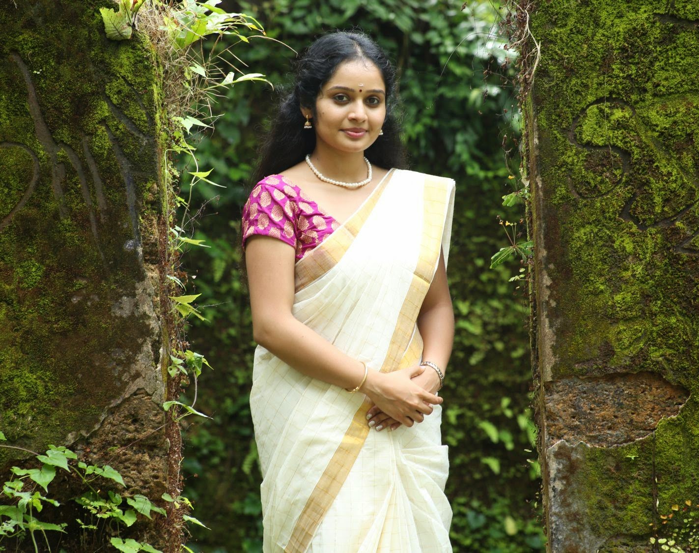 TAMIL STARS HD WALLPAPERS DOWNLOAD: Advaitha Hd Wallpaper Free Download