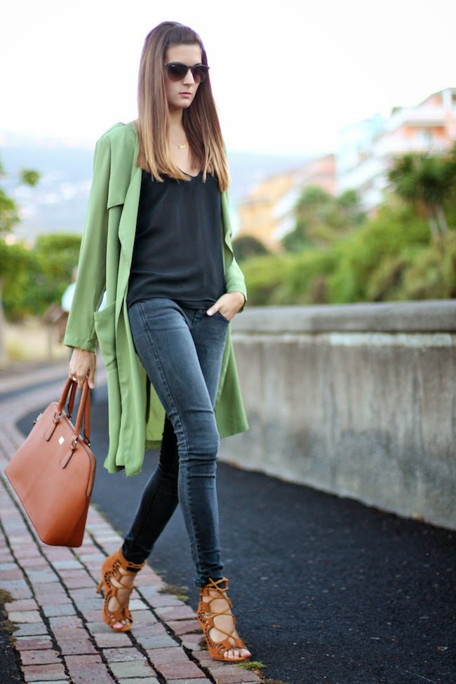 Marilyn's Closet - FASHION BLOG: Military trench