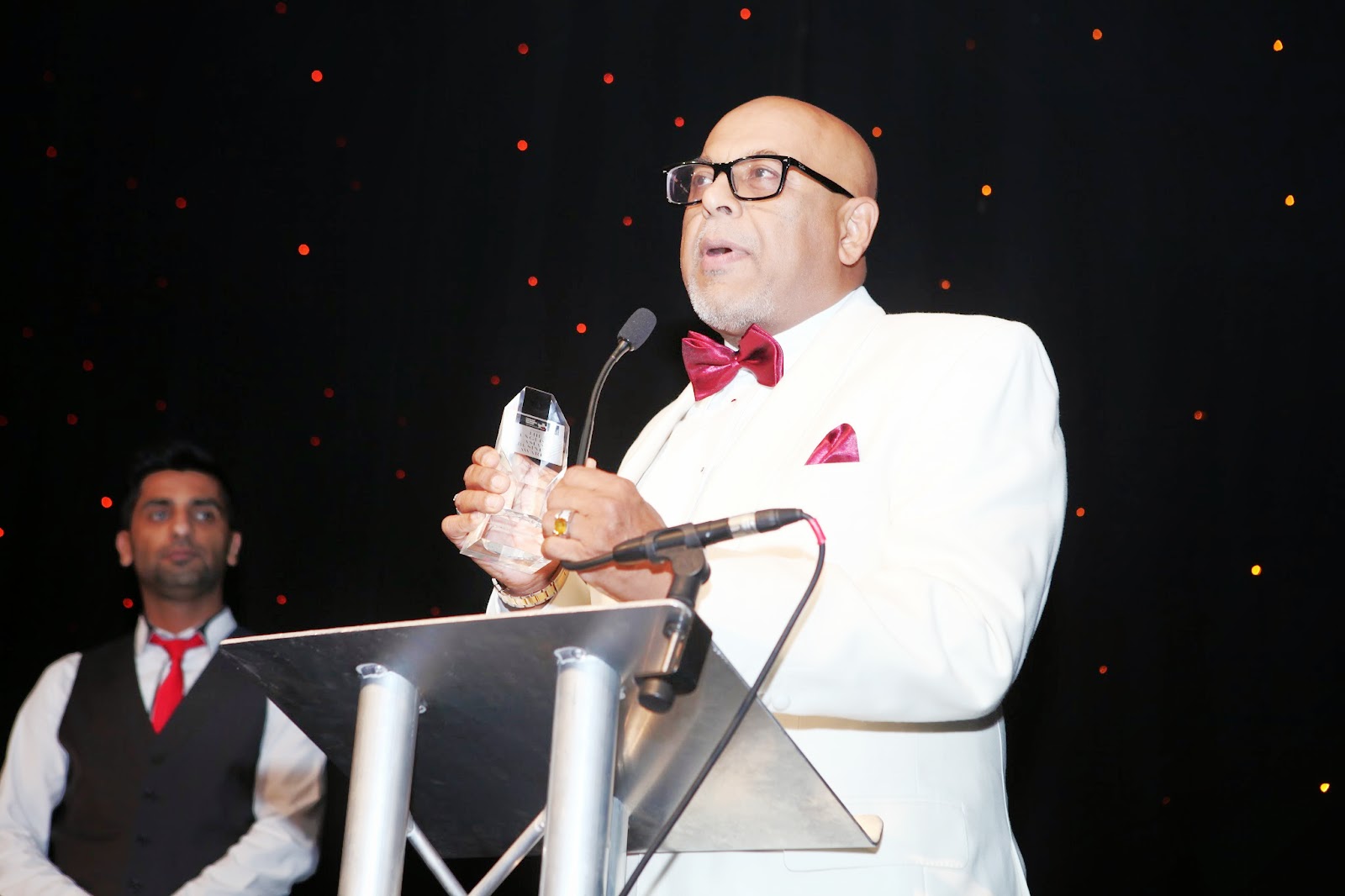 World Memon Organisation (WMO): Dr. Esmail Harunani received ...