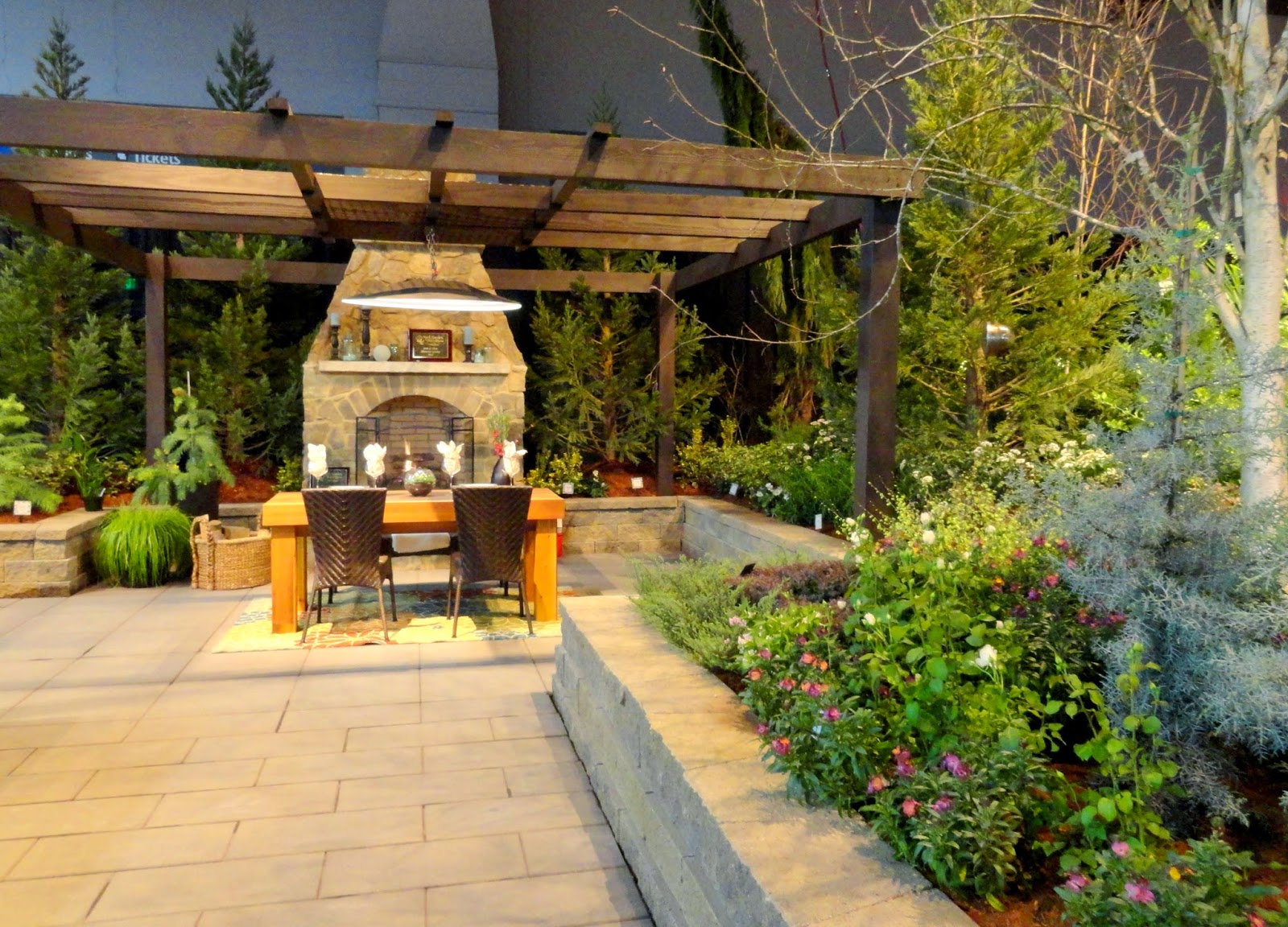 danger garden: 2015 Yard, Garden & Patio Show: the display gardens