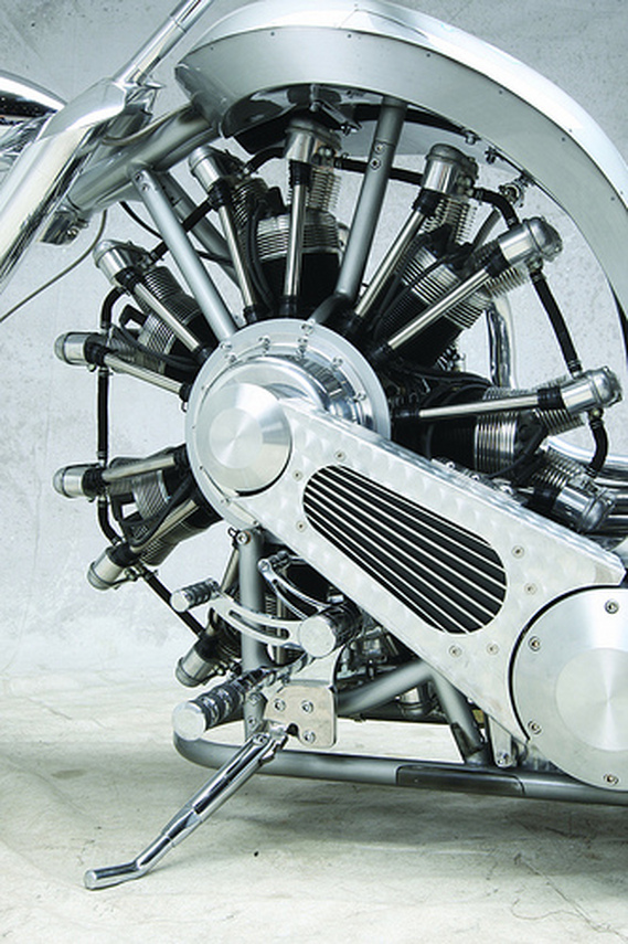 Hit The Road MotoBlog: Motores de avión para motos