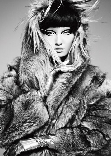 Fashion Studio Magazine: STYLING IDEAS: Fur jackets