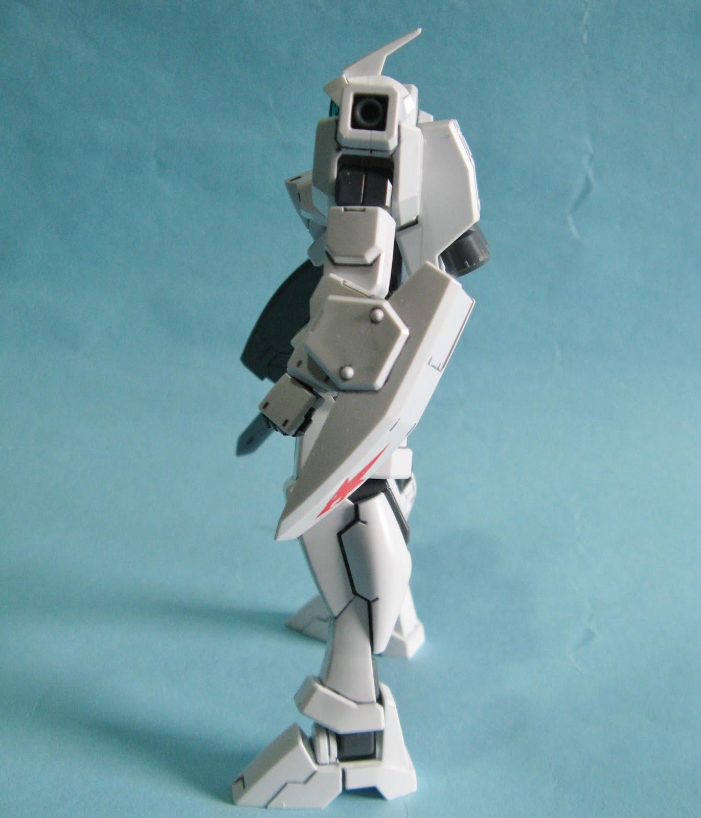 機動戰士GUNDAM AGE HG GENOACE CUSTOM[RGE-B790CW]