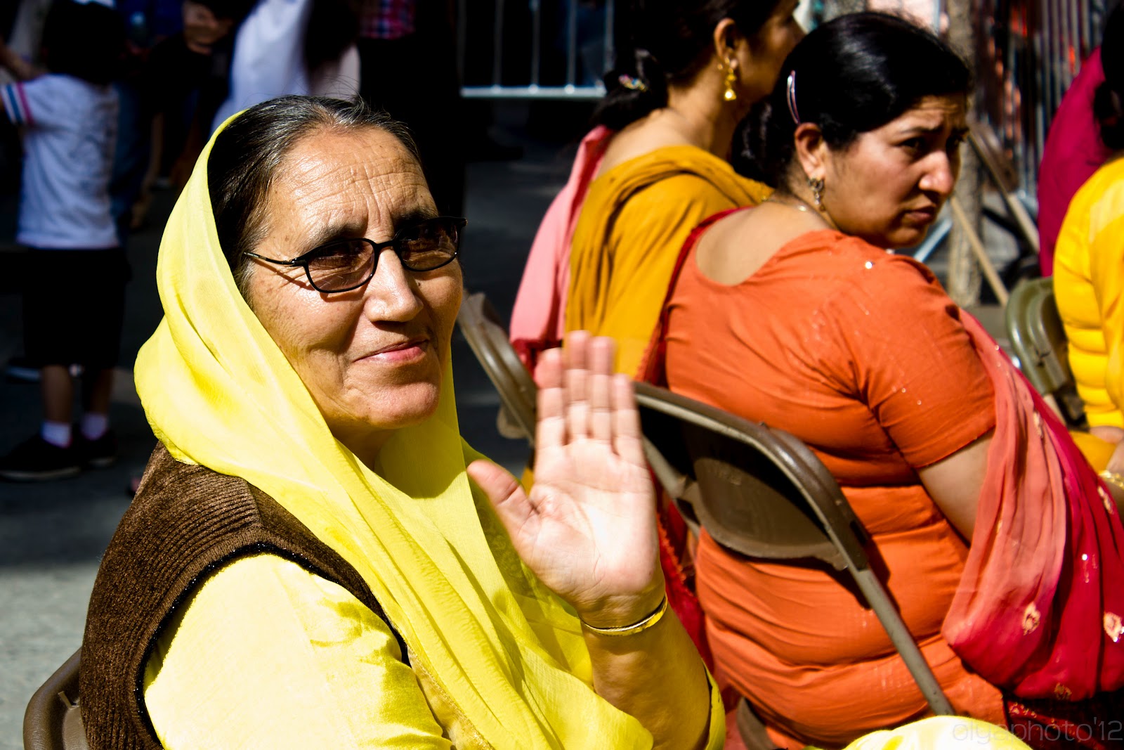 ~Olya's Urban Journal~: Day 357 ~ Beautiful Sikh Women