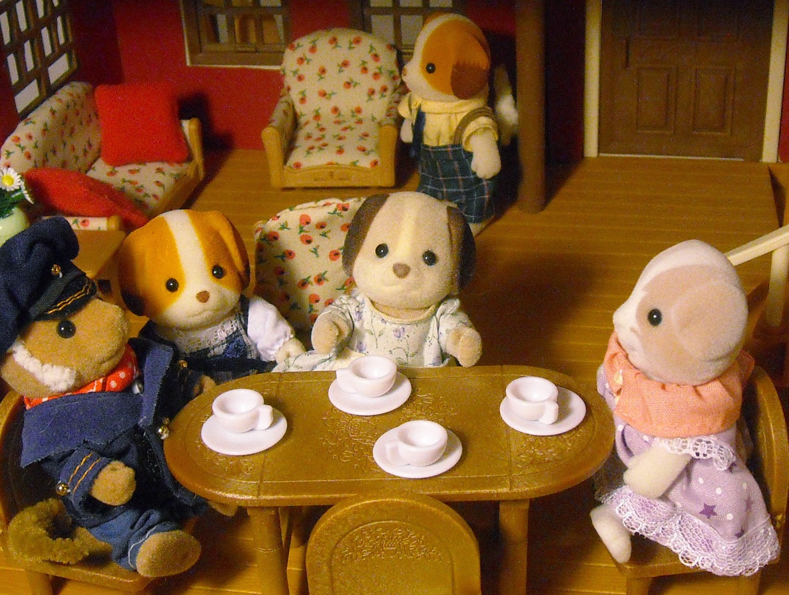 It's a Toy Blog: Calico Critters: Deluxe Village House