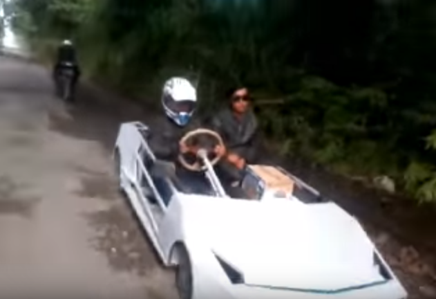 INI BARU KEREN,, Vespa Butut Di Sulap Menjadi Lamborgini,Memang Tangan ...