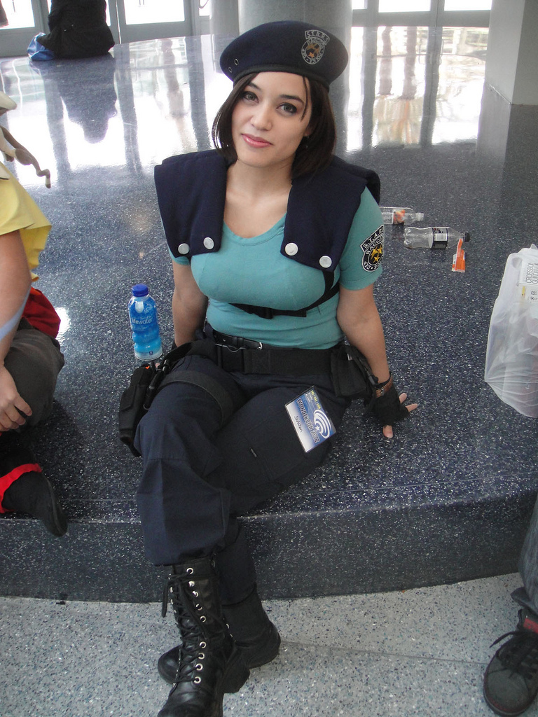13 Resident Evil Cosplay Costumes - Creative Cosplay Designs