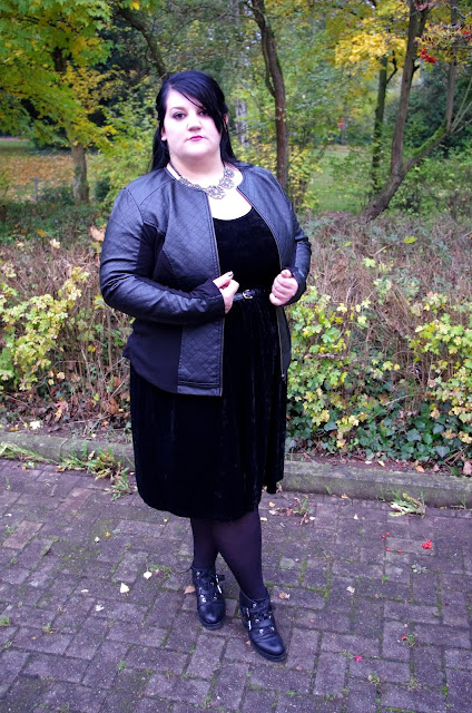 Leandras Dresses : German Curves - Style Deine Keypieces der Saison ...